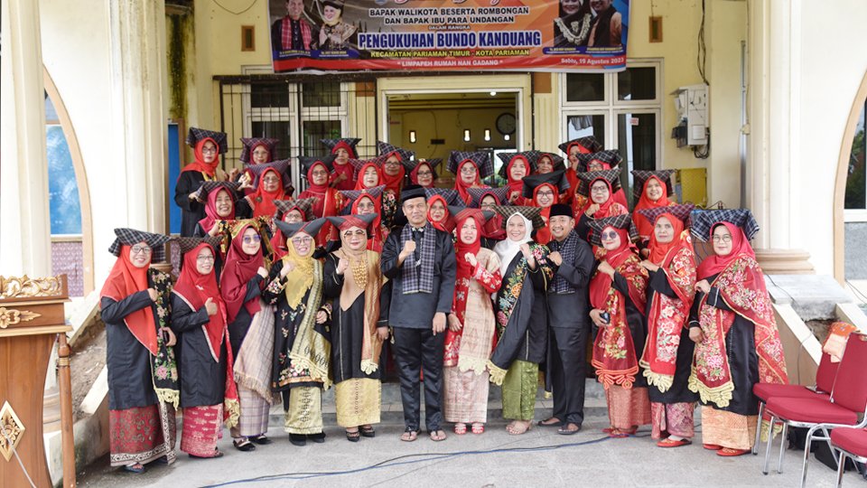 Genius Umar “Bundo Kanduang mempunyai peranan penting mengajarkan ...